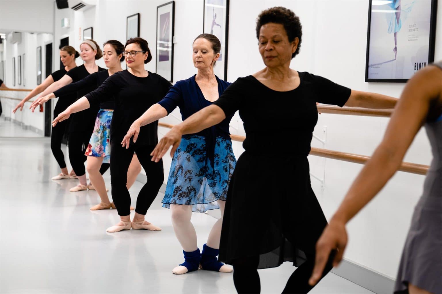 Beginner Adult Ballet Classes - Elancé Adult Ballet School